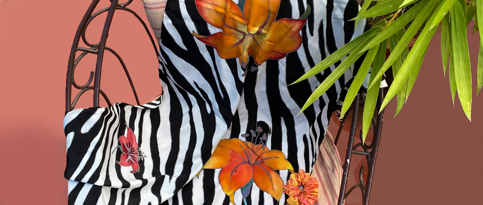 SIlk Scrafs By Neerja – Boutique of Scarves & Painting